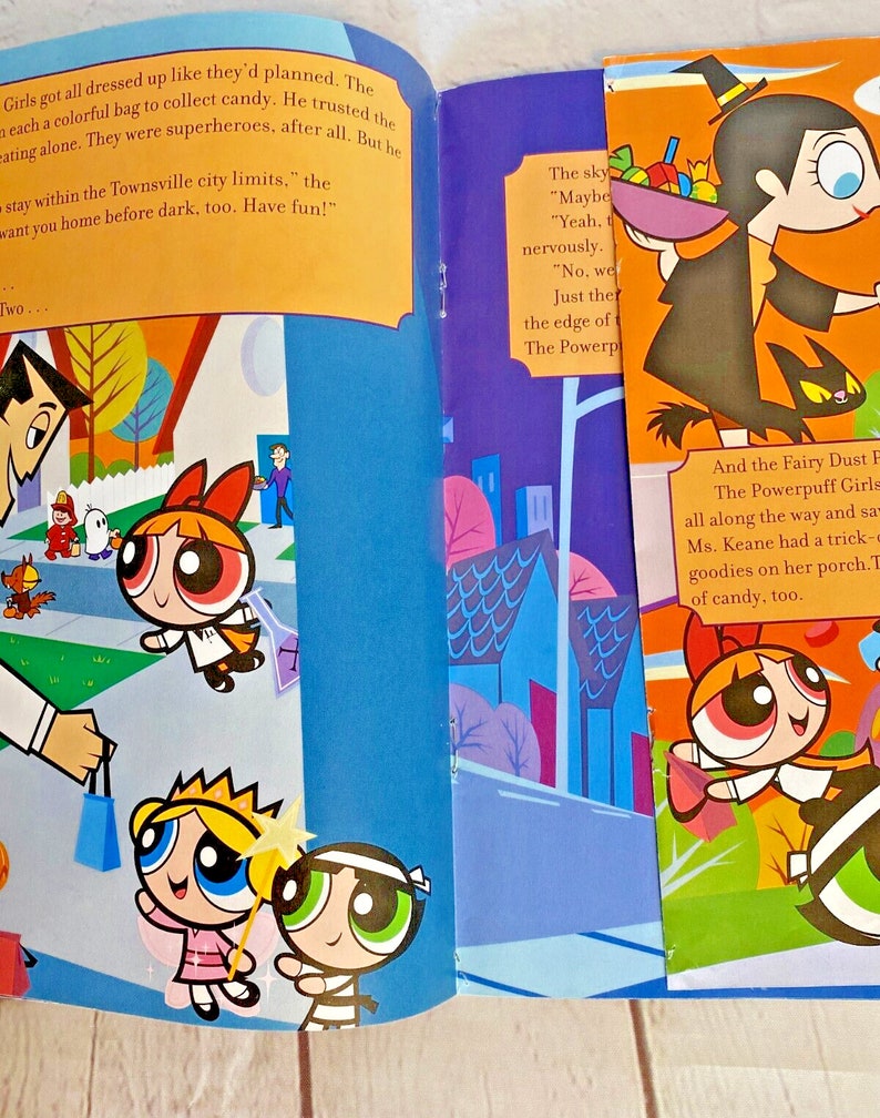 The Powerpuff Girls Save Halloween Softcover Children's Book by ...