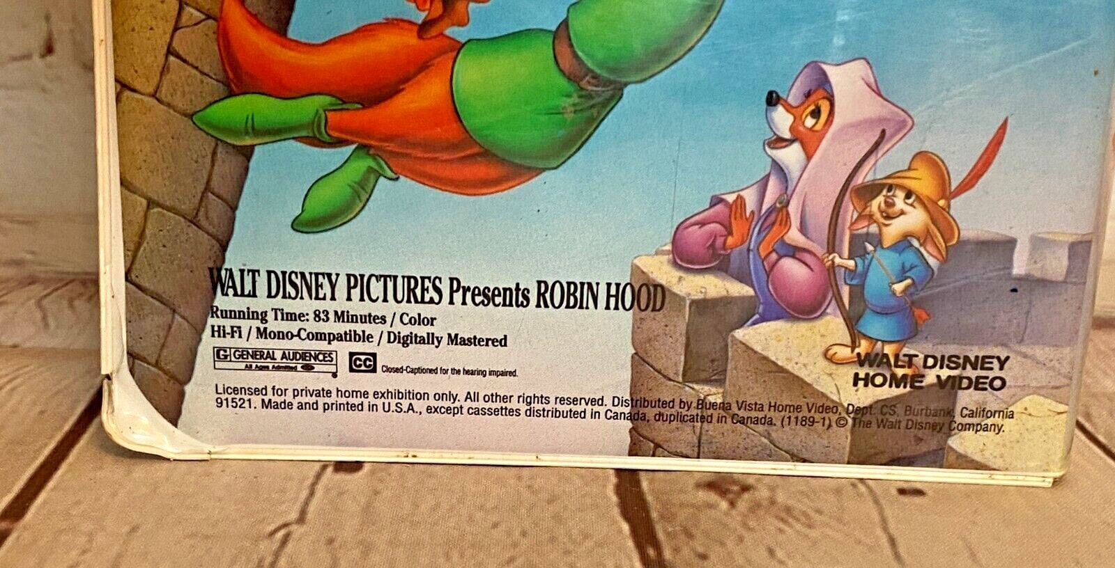 Walt Disney Pictures Presents robin Hood VHS the Classics Rated G Run ...