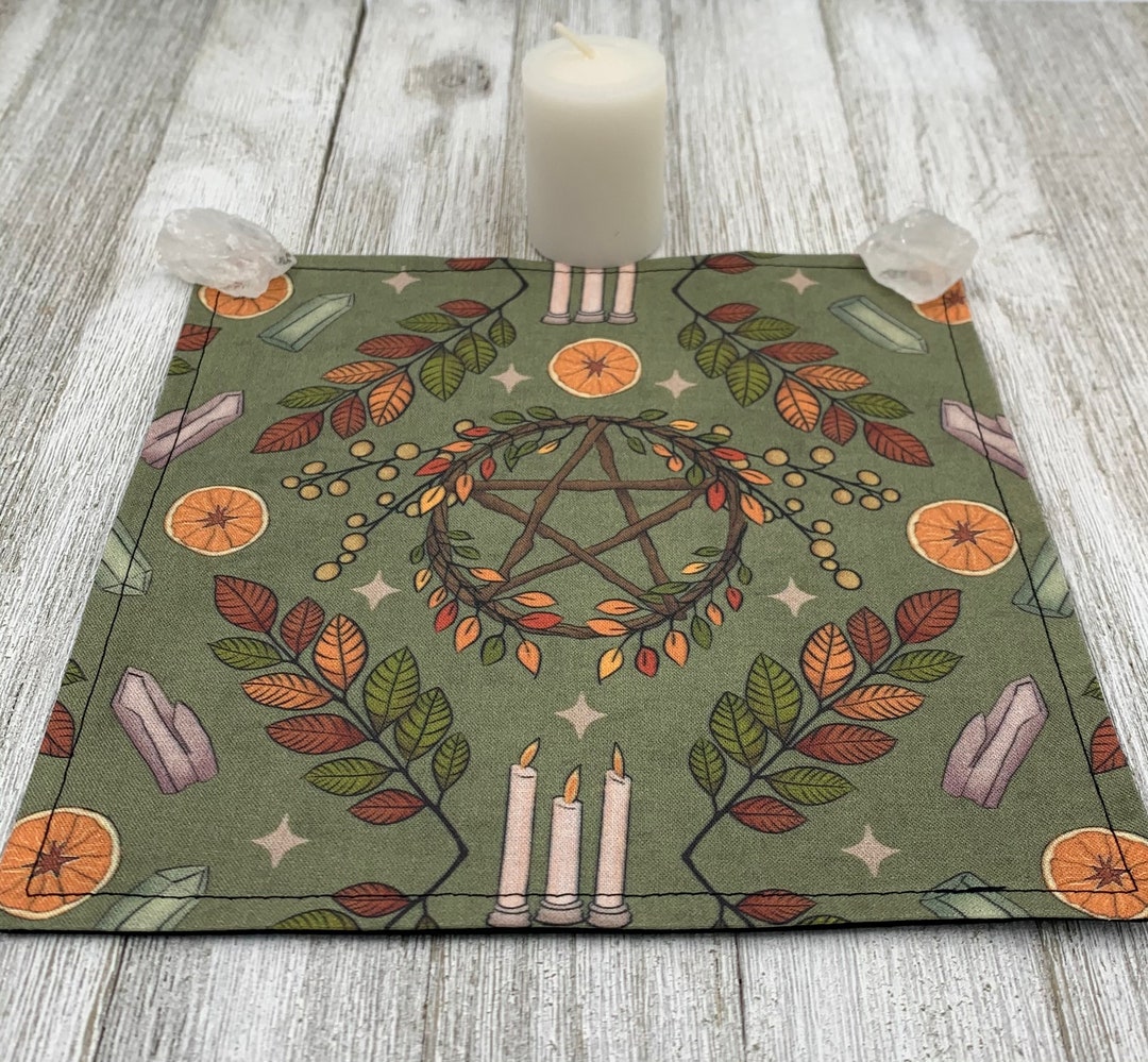 MINI Altar Cloth - Wreath Pentacle, Tarot Cloth, Traveling Altar Cloth ...