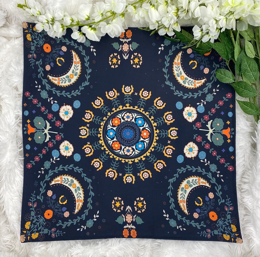 Moon Grid Altar Cloth, Tarot Cloth, Altar Decor, Double Sided Altar ...