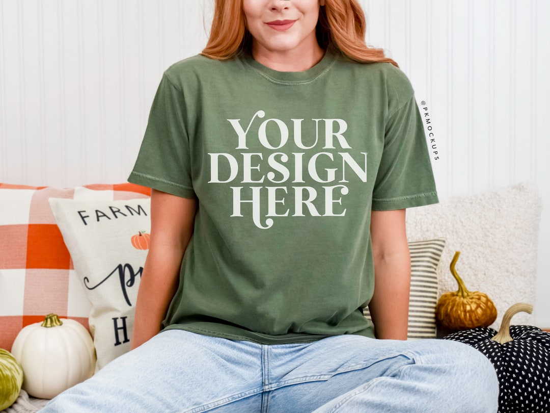 Fall Comfort Colors 1717 Mockup, Moss C1717 Autumn Mock Up, Boho Model ...