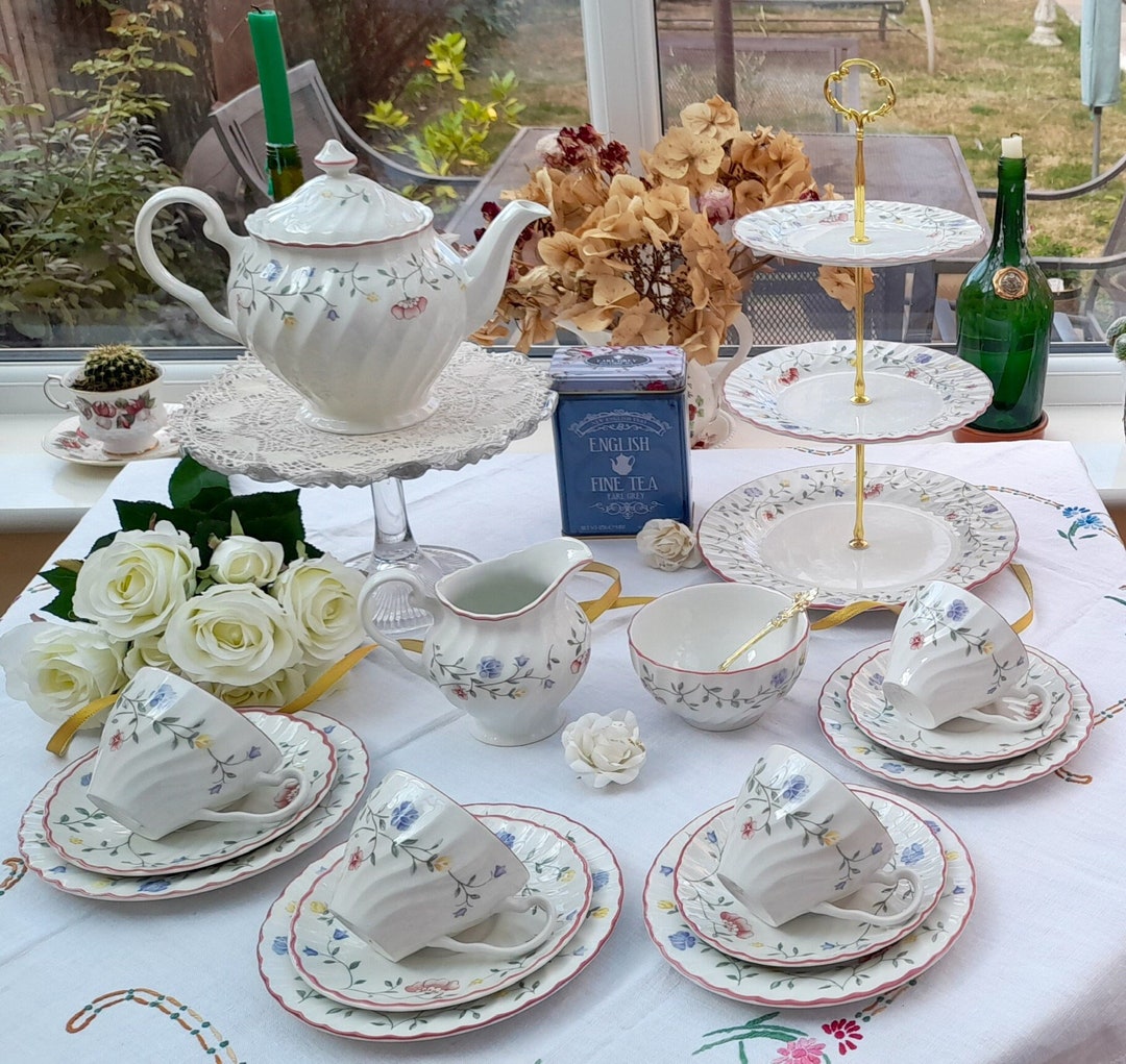 Johnson Bros. Vintage Afternoon Tea Set for 4 Summer Chintz - Etsy