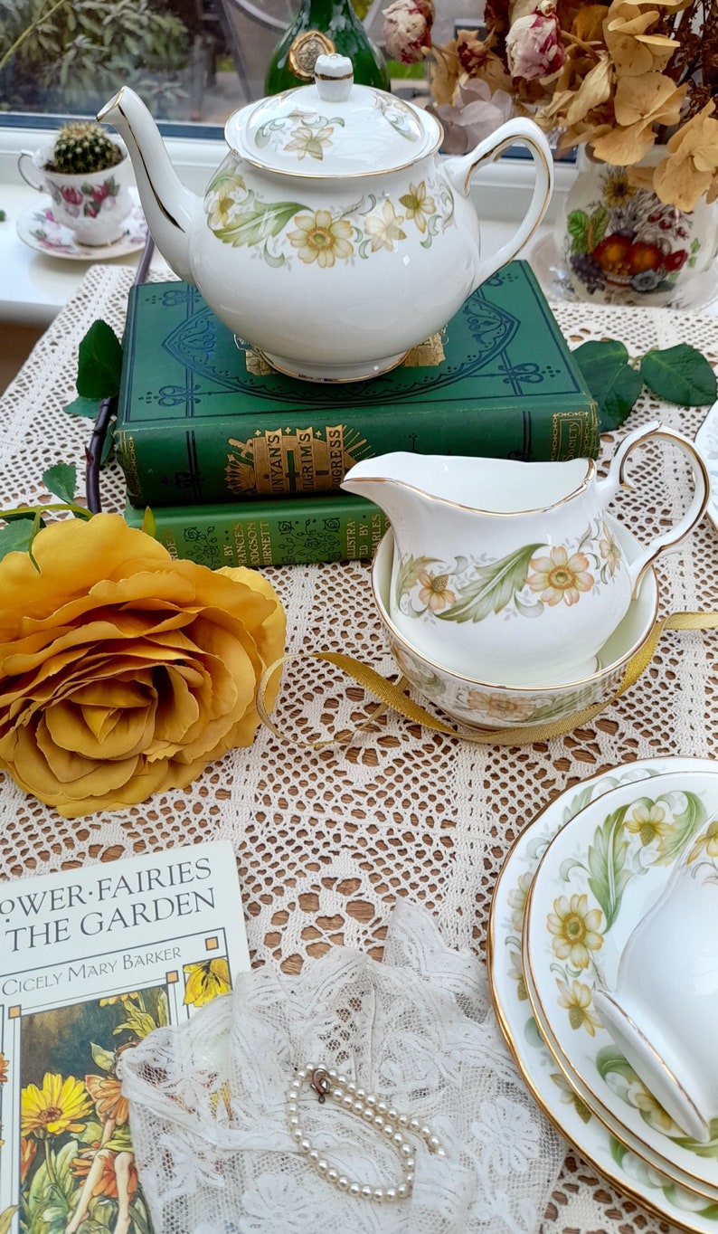 Duchess Vintage Afternoon Tea Set for Four Greensleeves - Etsy