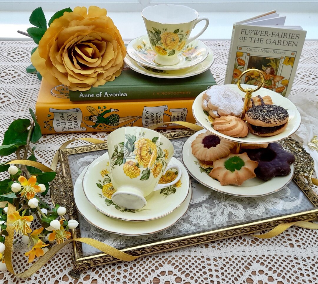 Pretty Vintage Afternoon Tea Set for Two Chrysanthemums - Etsy