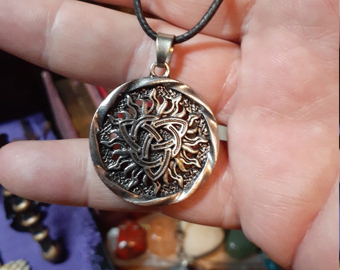 Silver Trinity Knot Triquetra on the Sun Necklace With Black - Etsy