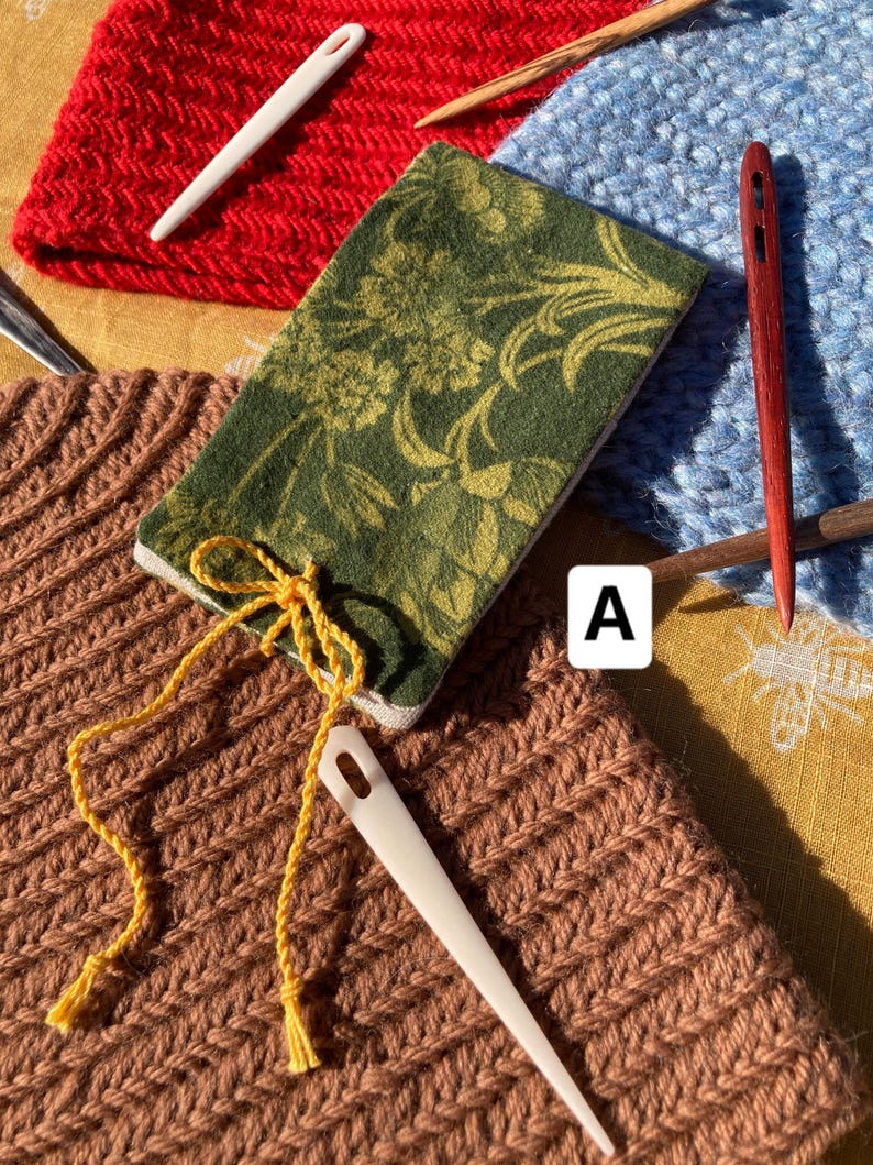 Nalbinding Needle Book - Cool Colors - Holds 6+ Nälbinding Needles - Etsy