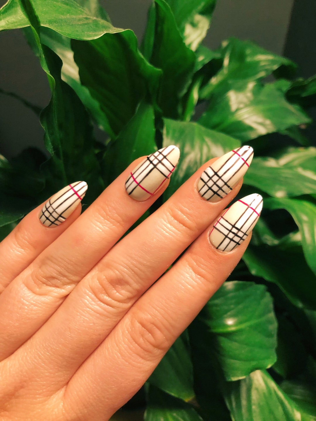 Neutral Plaid Tartan Press on Nails | Autumn Winter | Fall Nails ...