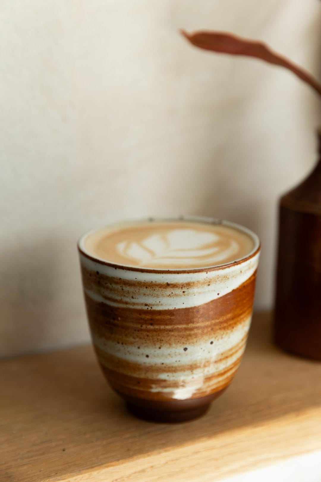 Handless Ceramic Coffee & Tea Mug - Ideal for Lattes, Holds Approx - 8 ...