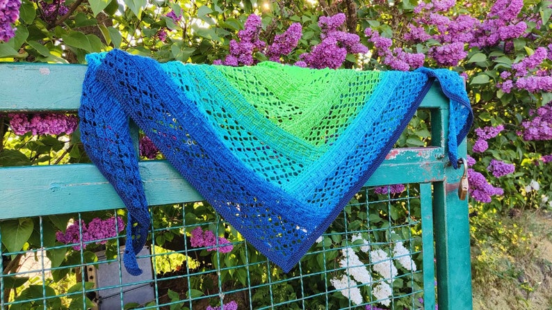 Crochet Pattern Flat Triangular Scarf "styx" - Etsy