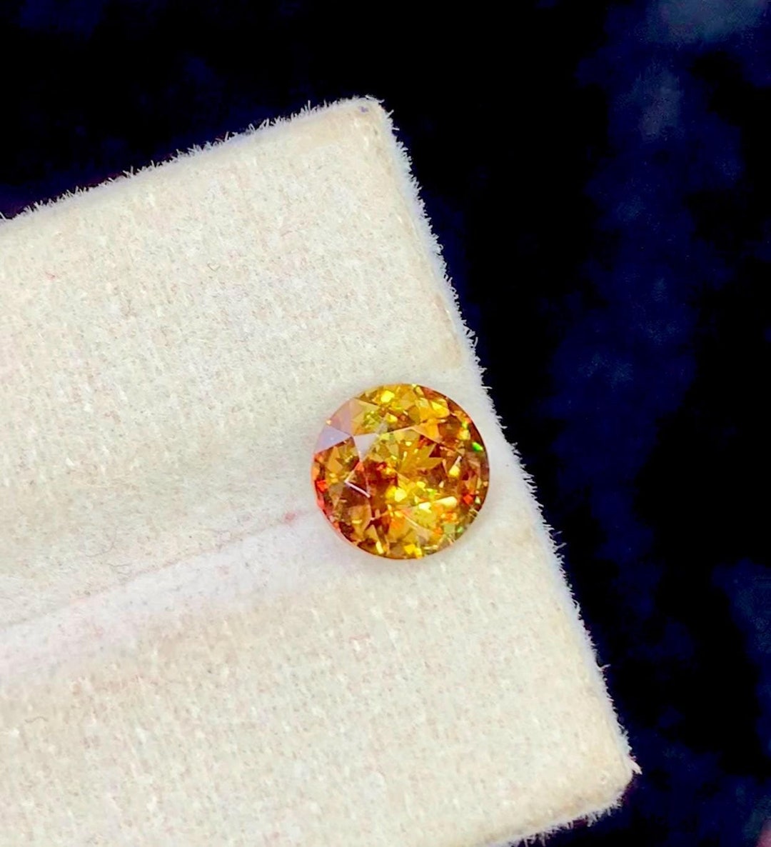 Golden Chrome Sphene Gemstone: 1.70 Carat Round Titanite - Etsy