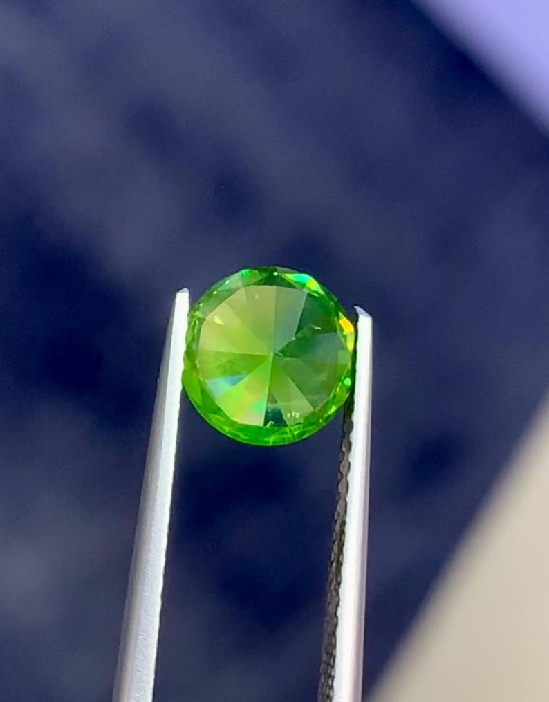 Russian Demantoid Garnet, Round Cut Gemstone, 1.56 Carats - Etsy