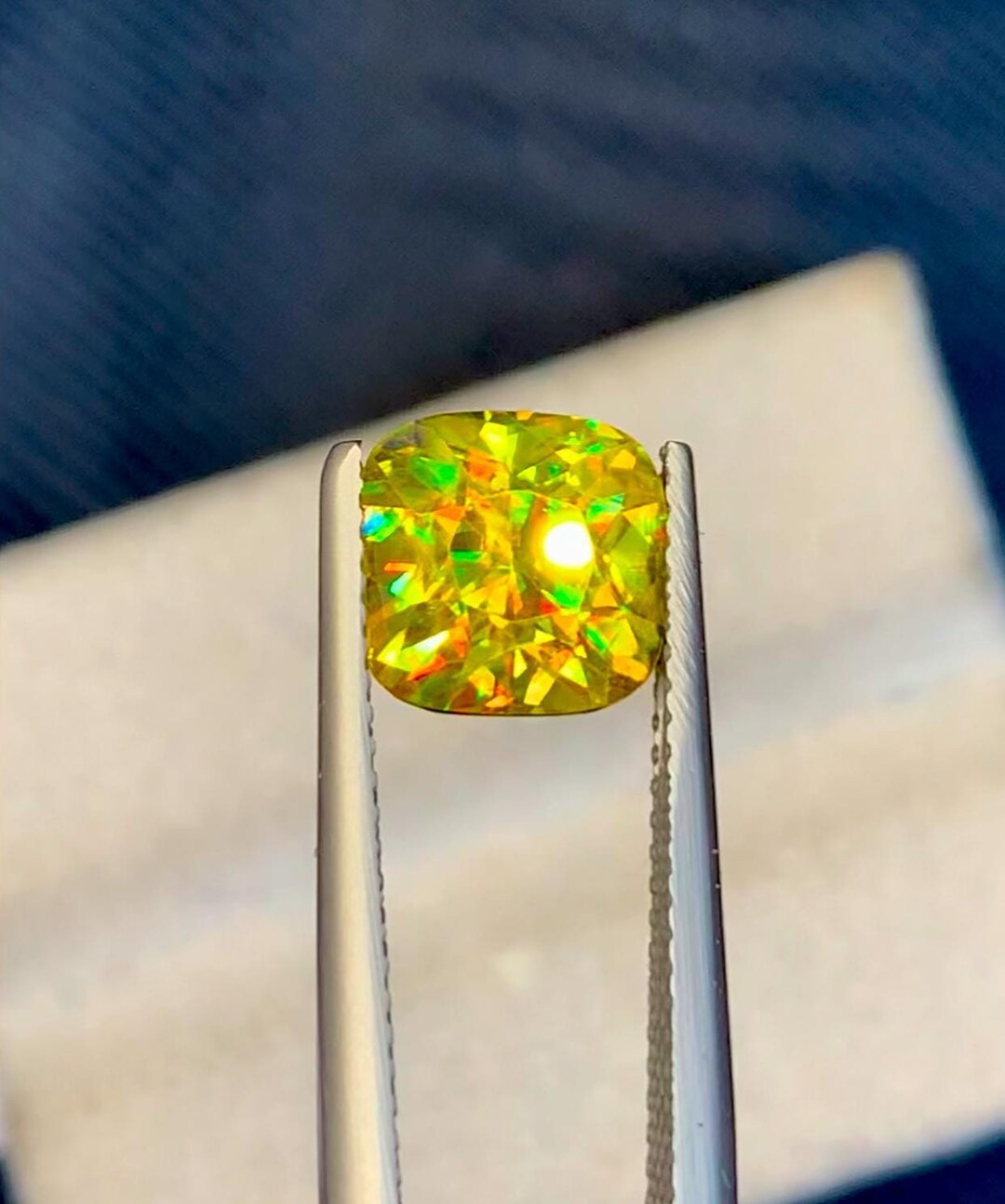 Square Natural Titanite Sphene Loose Gemstone , Square Cut Green Chrome ...