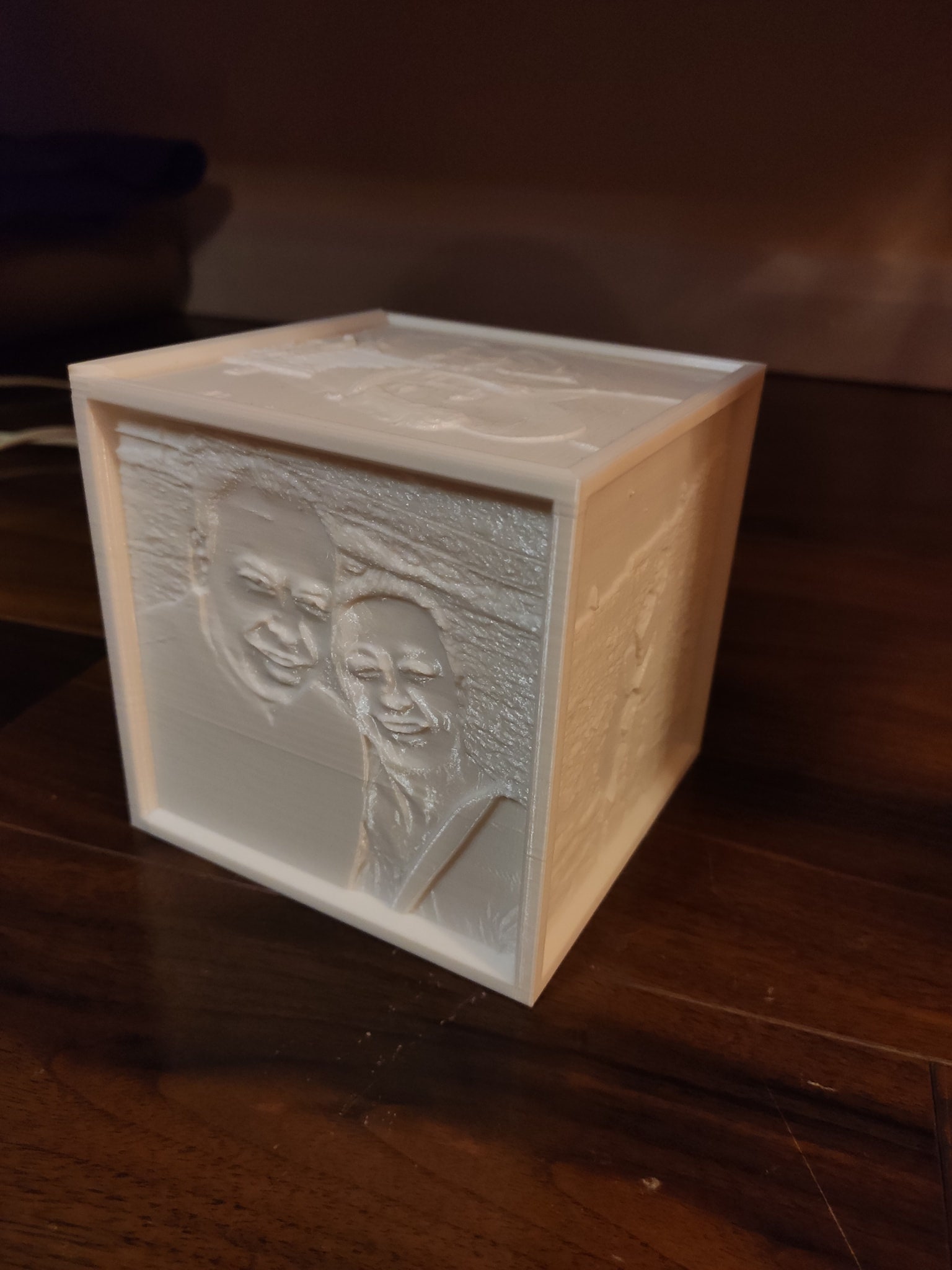3D Printed Personalized Lithophane Photobox With 4 Different Pictures ...