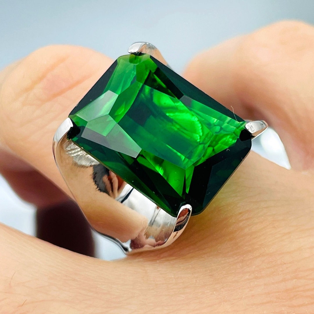 Ladies Emerald Green Stone Ring: Baguette 925 Sterling Silver Ring - Etsy