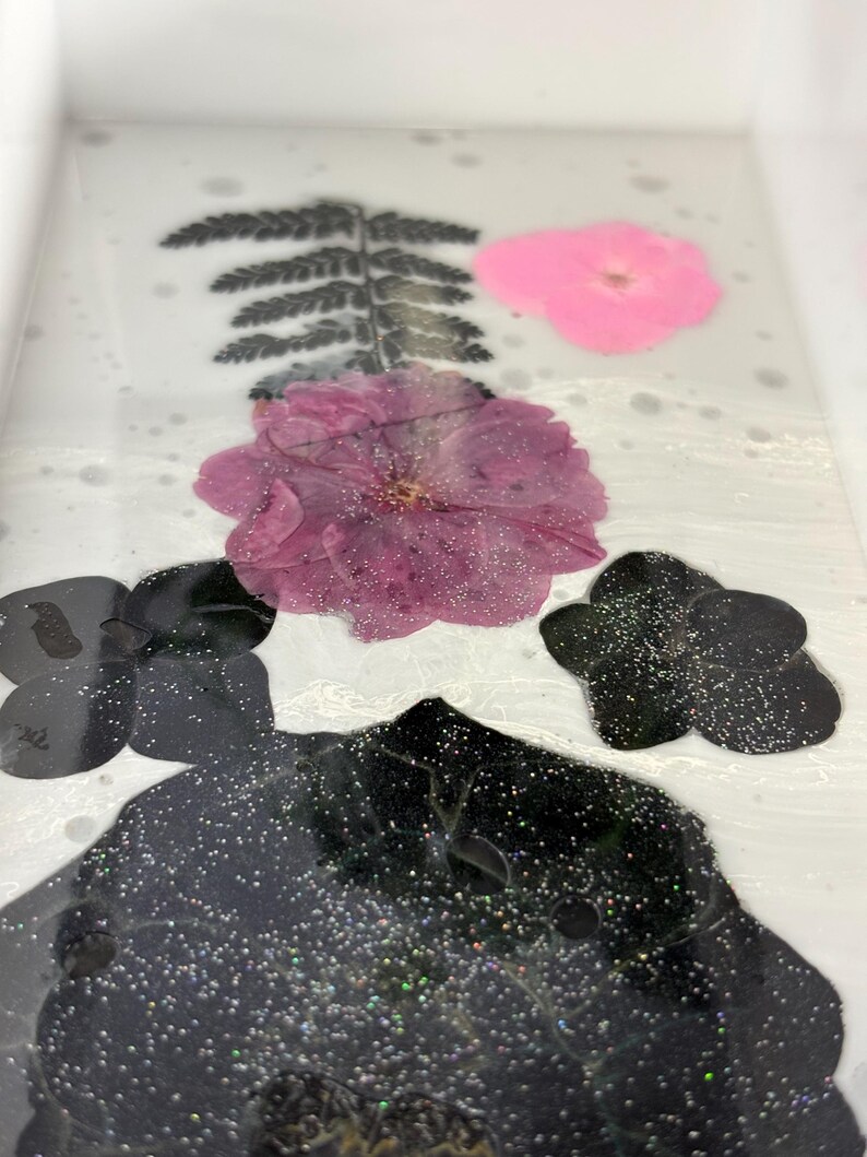 Pressed Flower Resin Trinket Box: Handmade Floral Keepsake With Silver ...