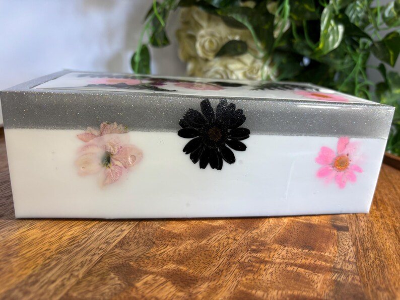 Pressed Flower Resin Trinket Box: Handmade Floral Keepsake With Silver ...