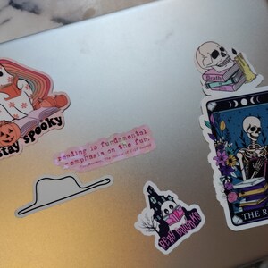 Holographic Reader Tarot Card Sticker Spooky Books Skeleton Sticker for ...