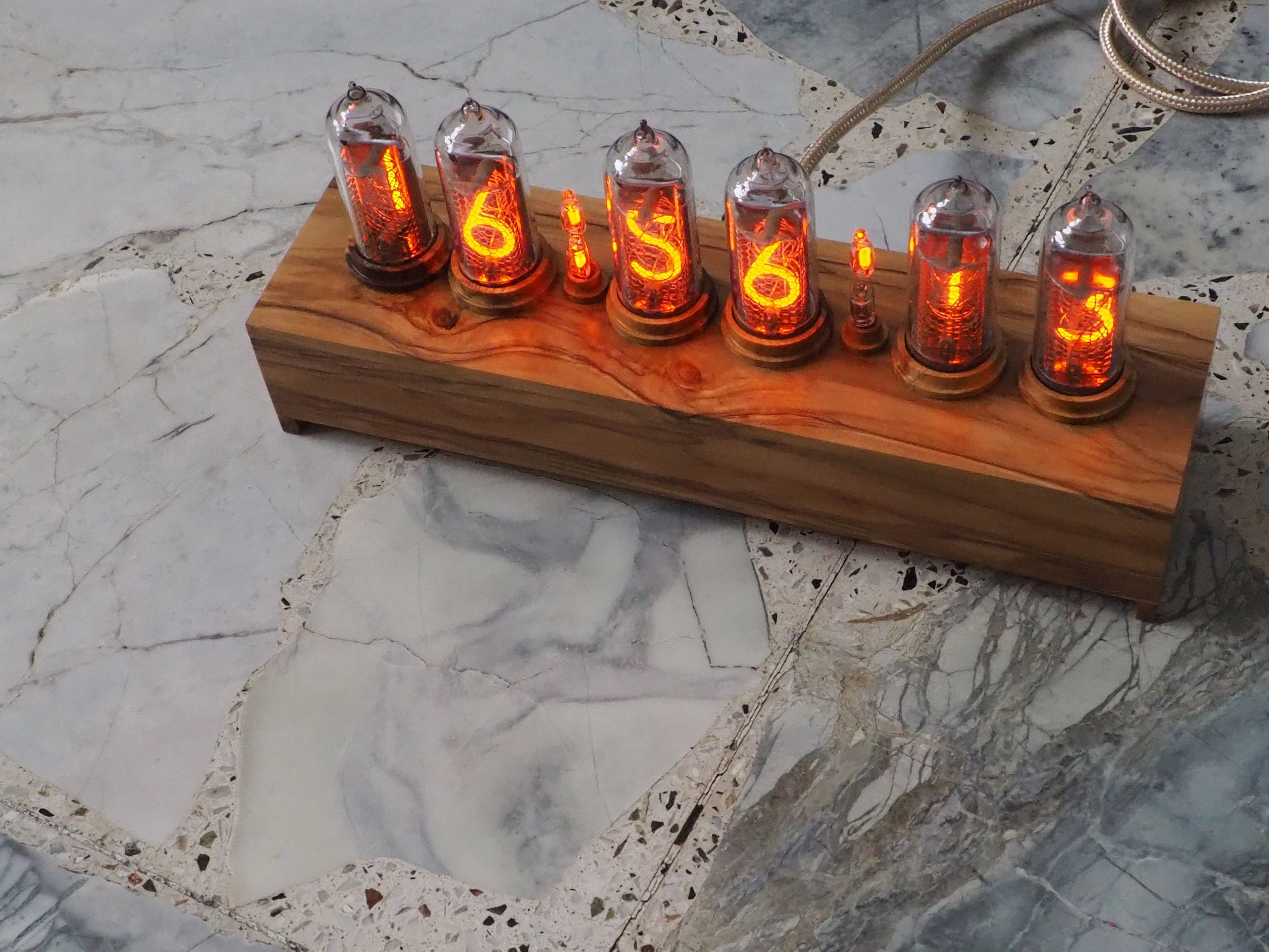 Nixie-clock IN14 IN-14 Valve Clock in Olive Wood - Etsy