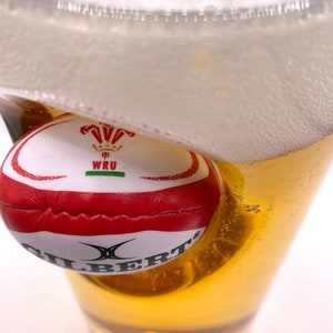 Wales Rugby Pint Glass Embedded Mini Gilbert Rugby Ball Fun Rugby Gift ...