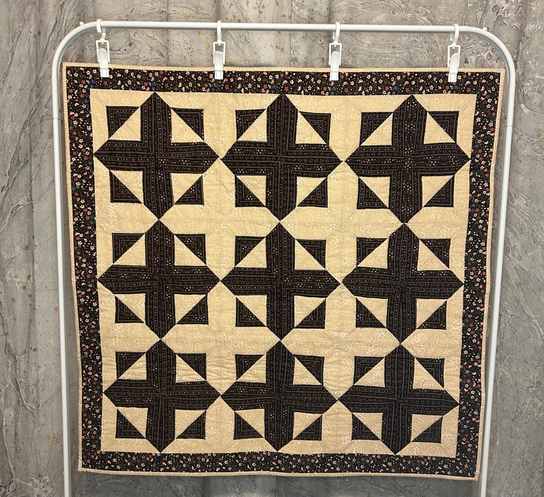 Repeating Crosses Quilted Wall Hanging - Etsy