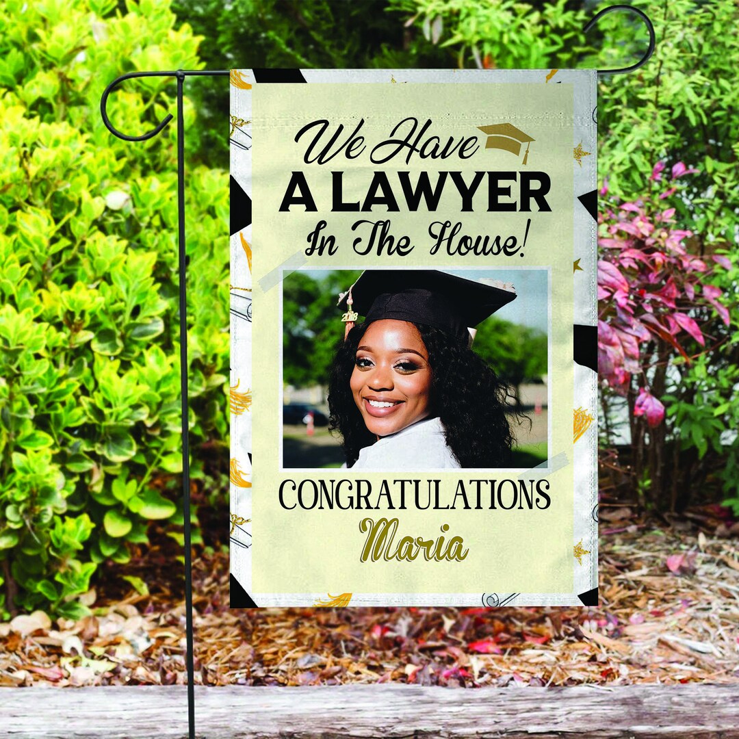 Personalized Photo Congratulations We Have A Senior in the House Garden ...