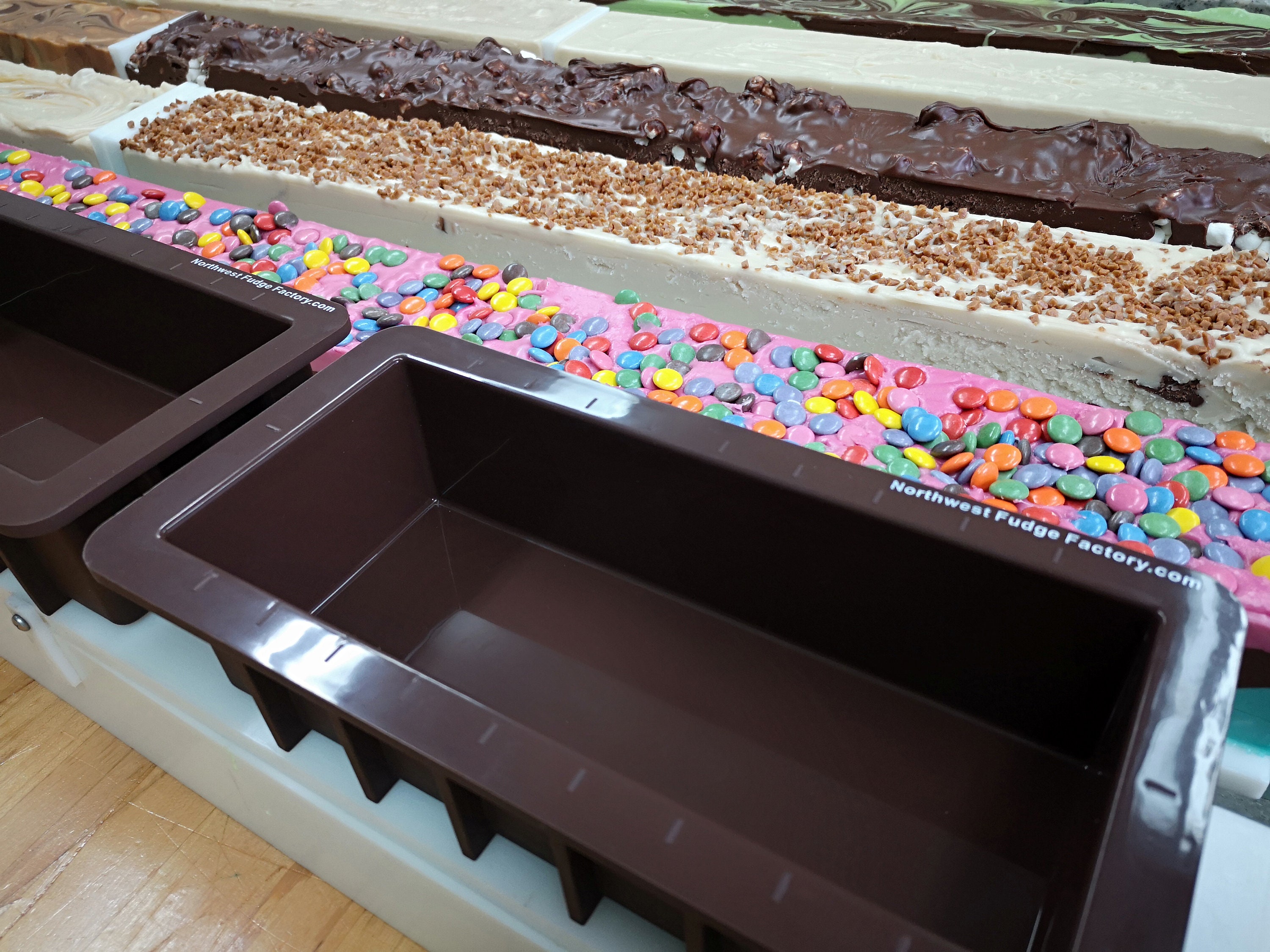 Sells in Lots of 4 (FOUR) Durable Silicone Mold for Fudge (HOLDS 5 Lbs ...