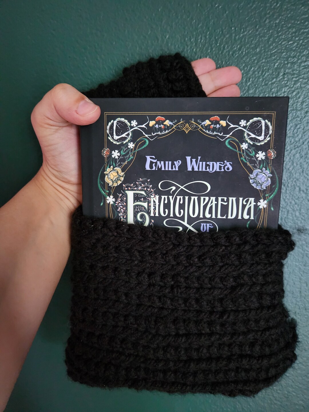 Black Hand-crocheted Belt Book Holder Renaissance - Etsy