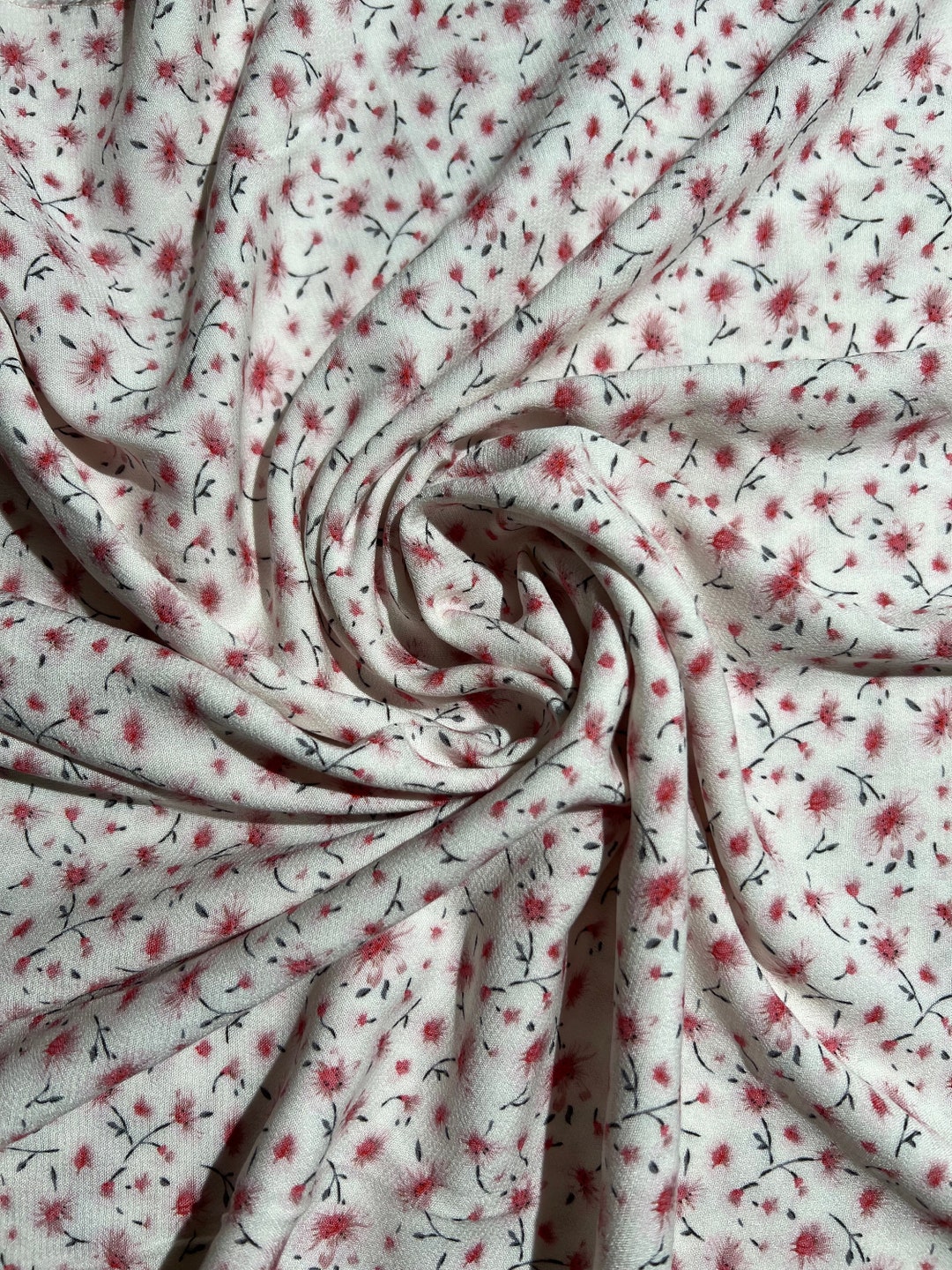 Ditsy Floral Challis, Rayon Challis Fabric, Spring Garment Material ...