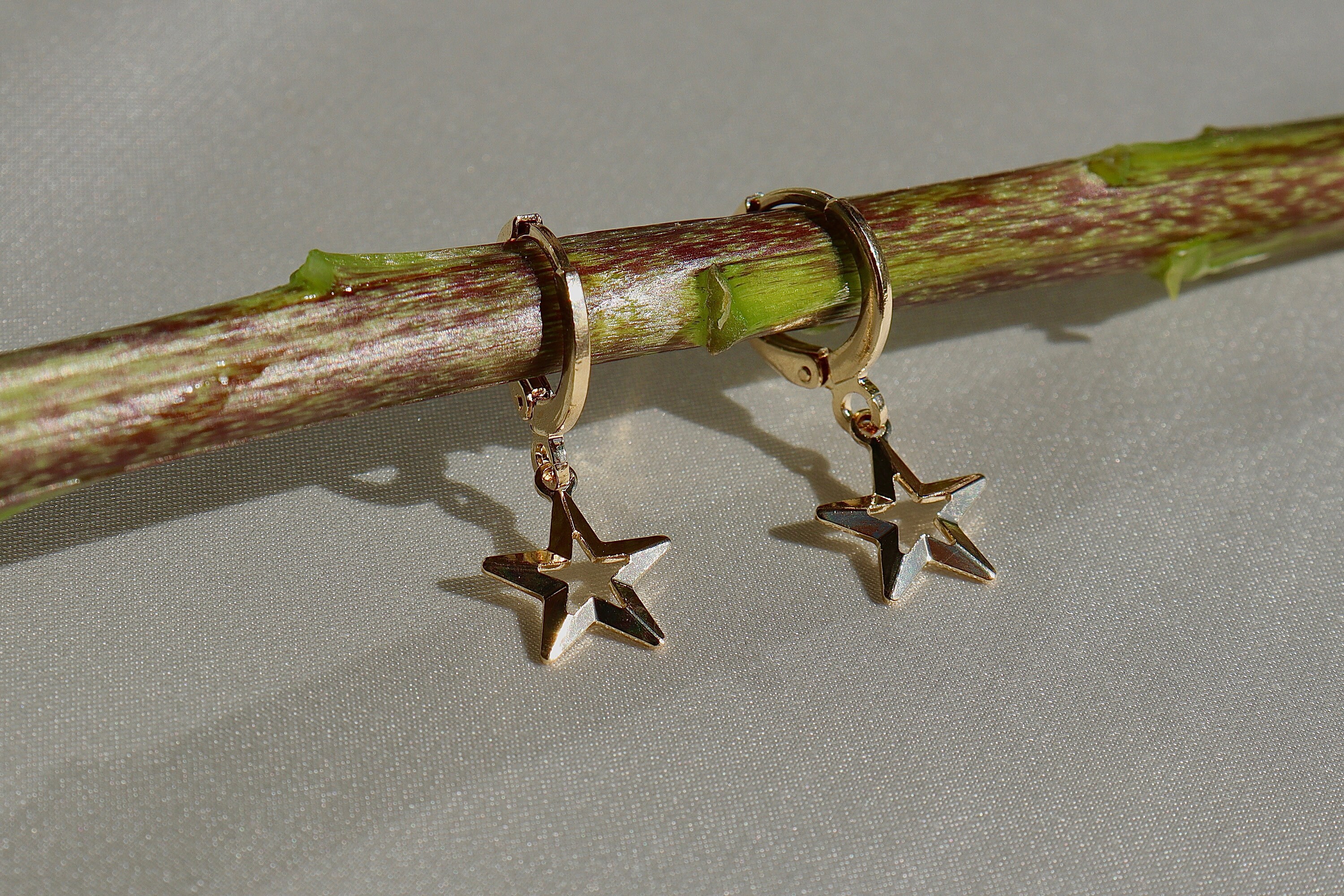 Gold Star Classic Huggies Starburst Huggie Earrings - Etsy