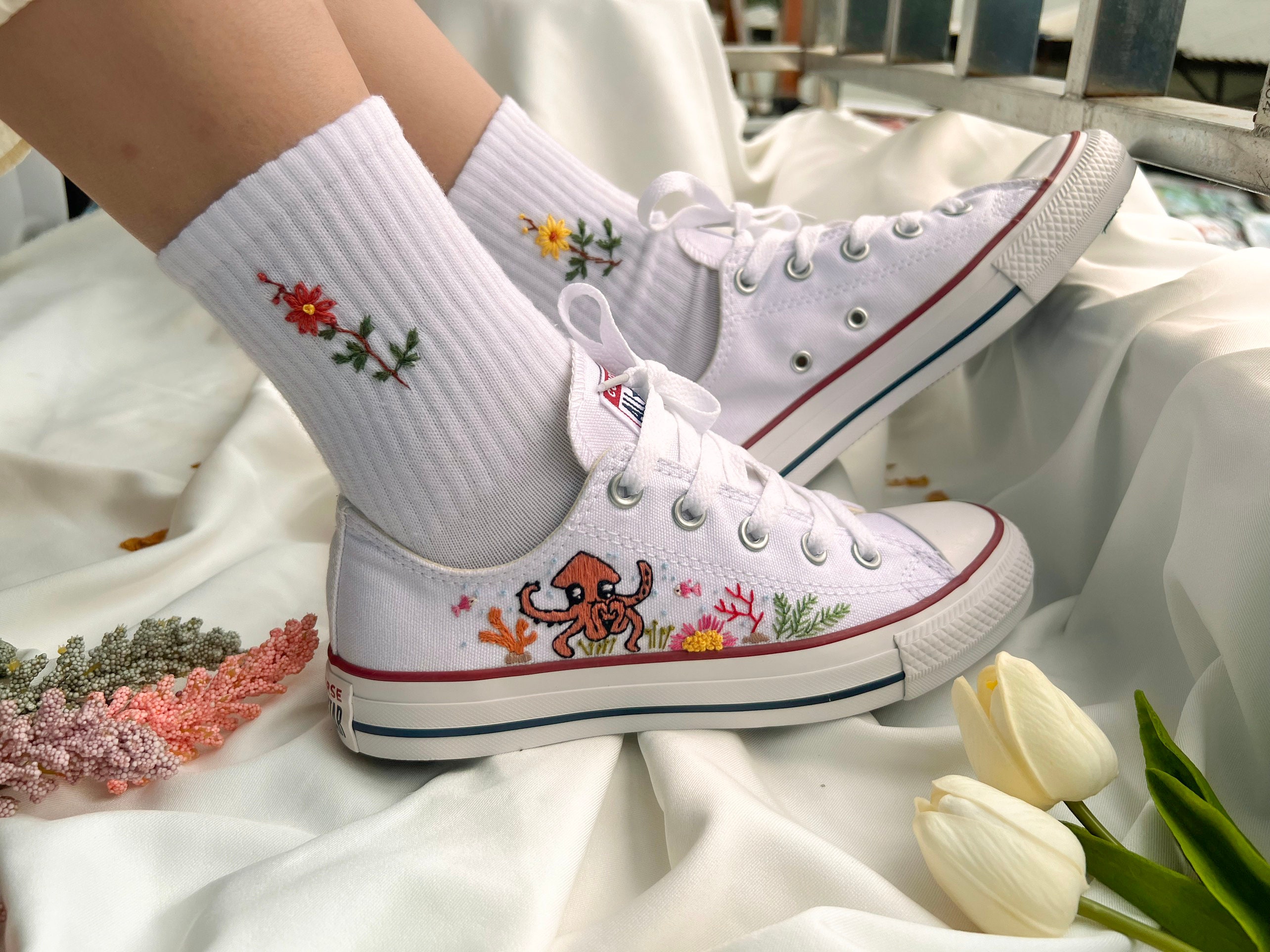 Embroidered Converse Chuck Taylor Low Tops/custom Low Converse - Etsy