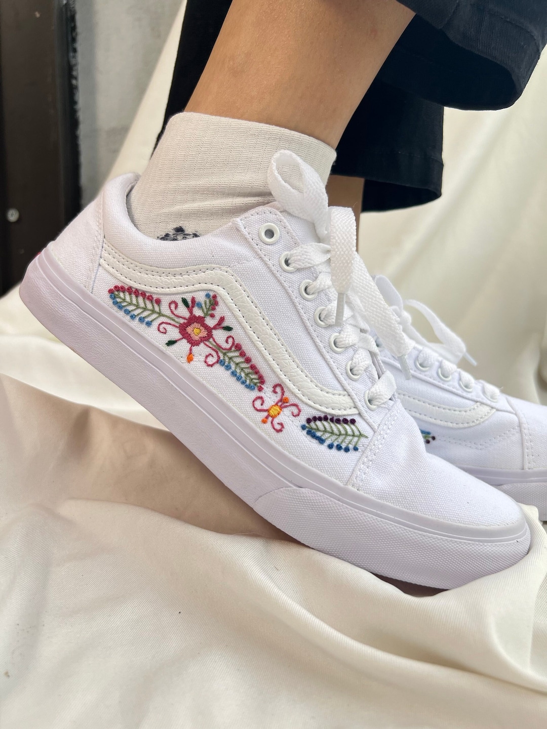 Custom Sneakers/ Custom Vans/embroidered Shoes White Embroidered Flower ...