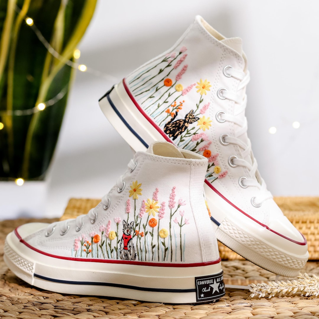 Custom Pet Embroidered Converse High Tops, Converse Embroidery Cat and ...