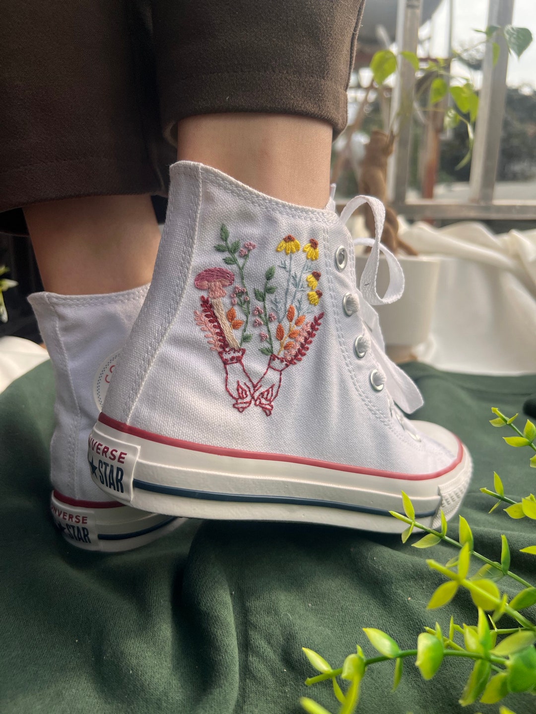 Embroidered Converse/flower Converse/converse High Tops Flower Hearts ...
