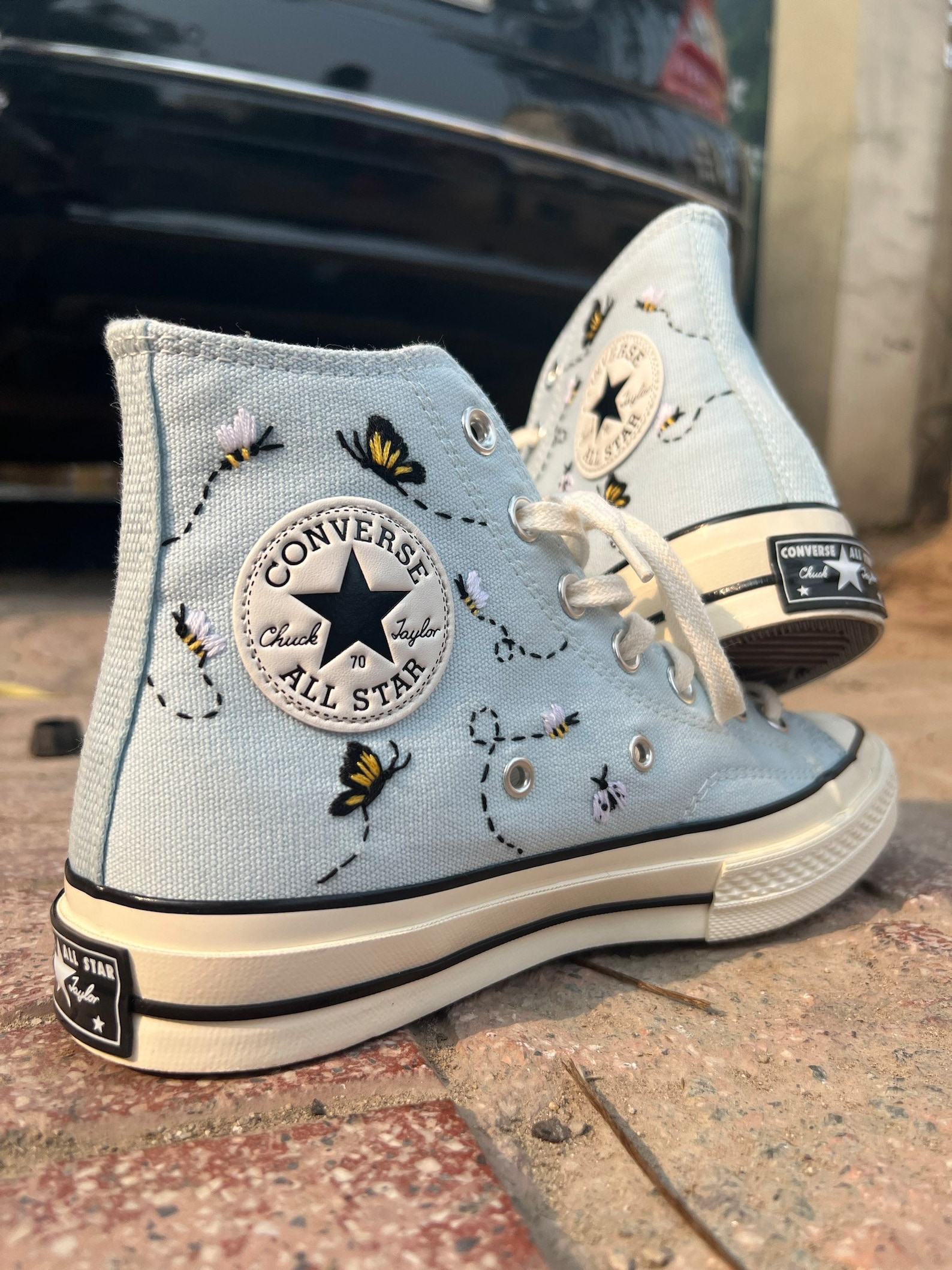 Embroidered Converse/converse High Tops Garden of Chrysanthemums ...