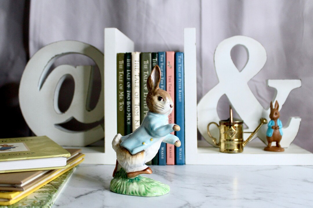 Vintage Peter Rabbit Figurine, 1989 Royal Albert Peter Rabbit, Beatrix ...