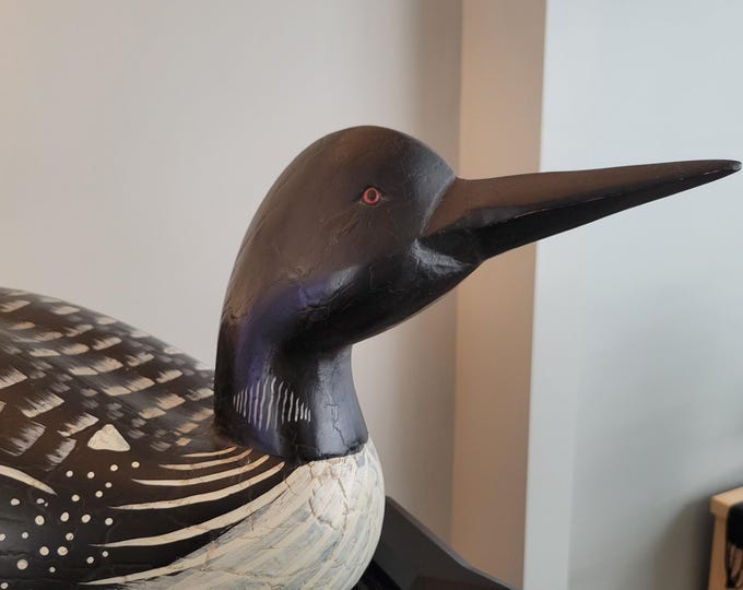 A MAGNIFICENT & MASSIVE Carved and Hand-painted loon Decoy 30l. X 10t X ...