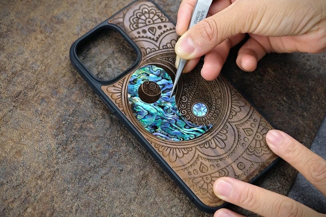 Mandala Yin Yang Case, Wood iPhone 16 Pro Max 15 Pro 14 13 12 11 Case ...