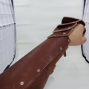 Set of Scaled Leather Gauntlets - Etsy