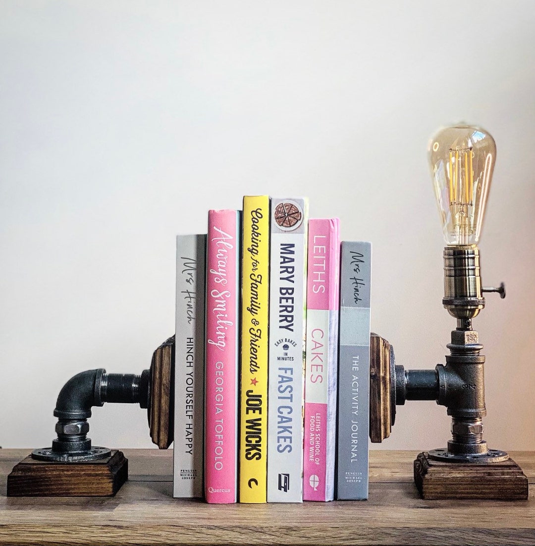 Steampunk Bookend Lamp: Industrial Table Lamp, E27 Bulb Holder - Etsy
