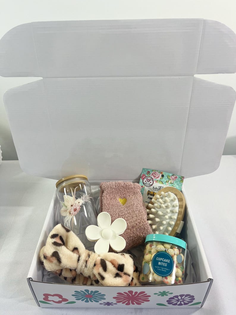 College Student Care Package College Girl Relaxation Gift Box College ...