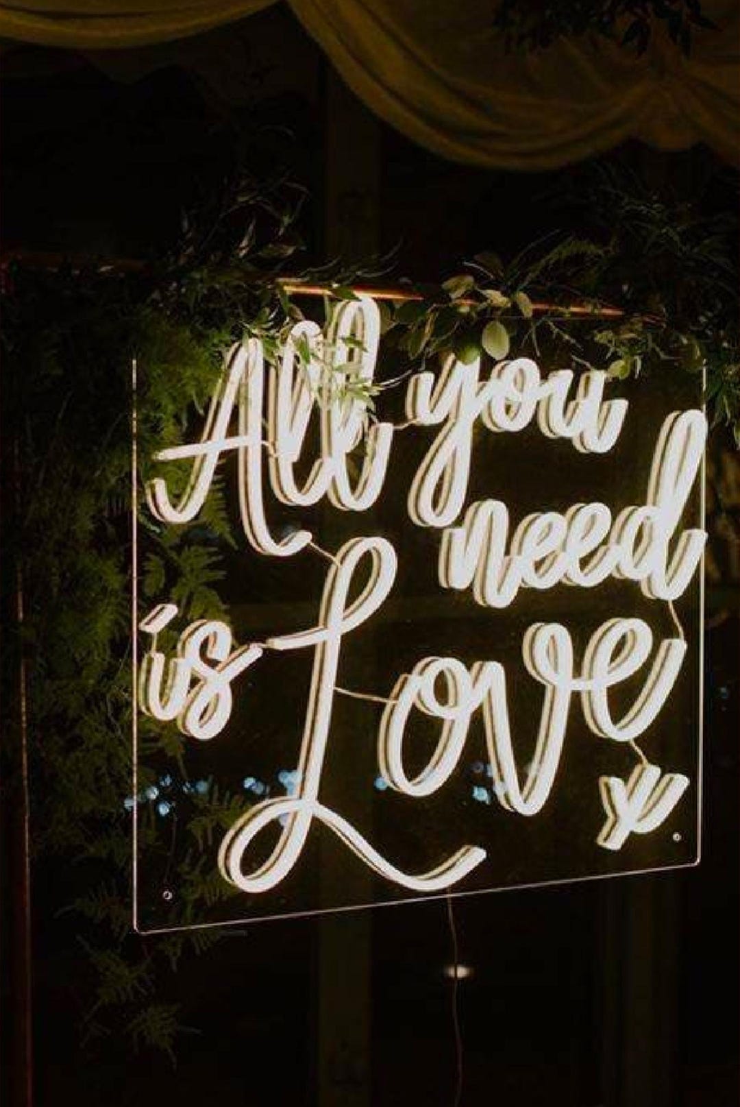 Custom Wedding Neon Sign: Personalized LED Decor - Etsy