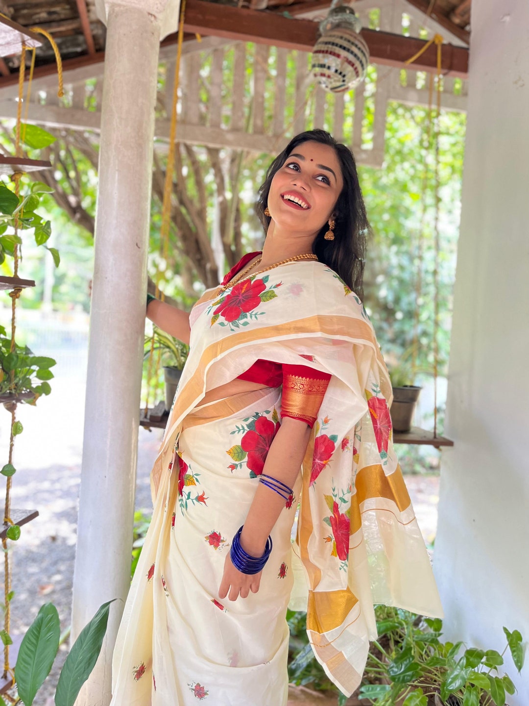 Kerala Chembartthi /hibuscs Globe Amaranth Flower Cotton Saree With ...