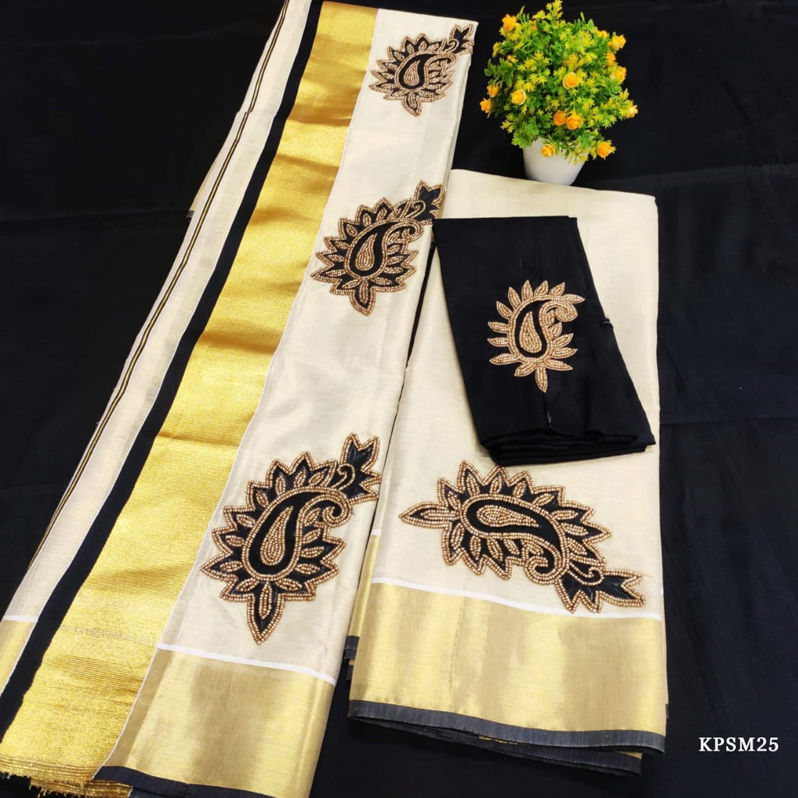 Kerala Tissue Set Mundu With Blouse Material / Indian Traditional Women ...
