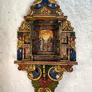 Hermoso retablo colonial tallado en madera de cedro Hecho a mano ...