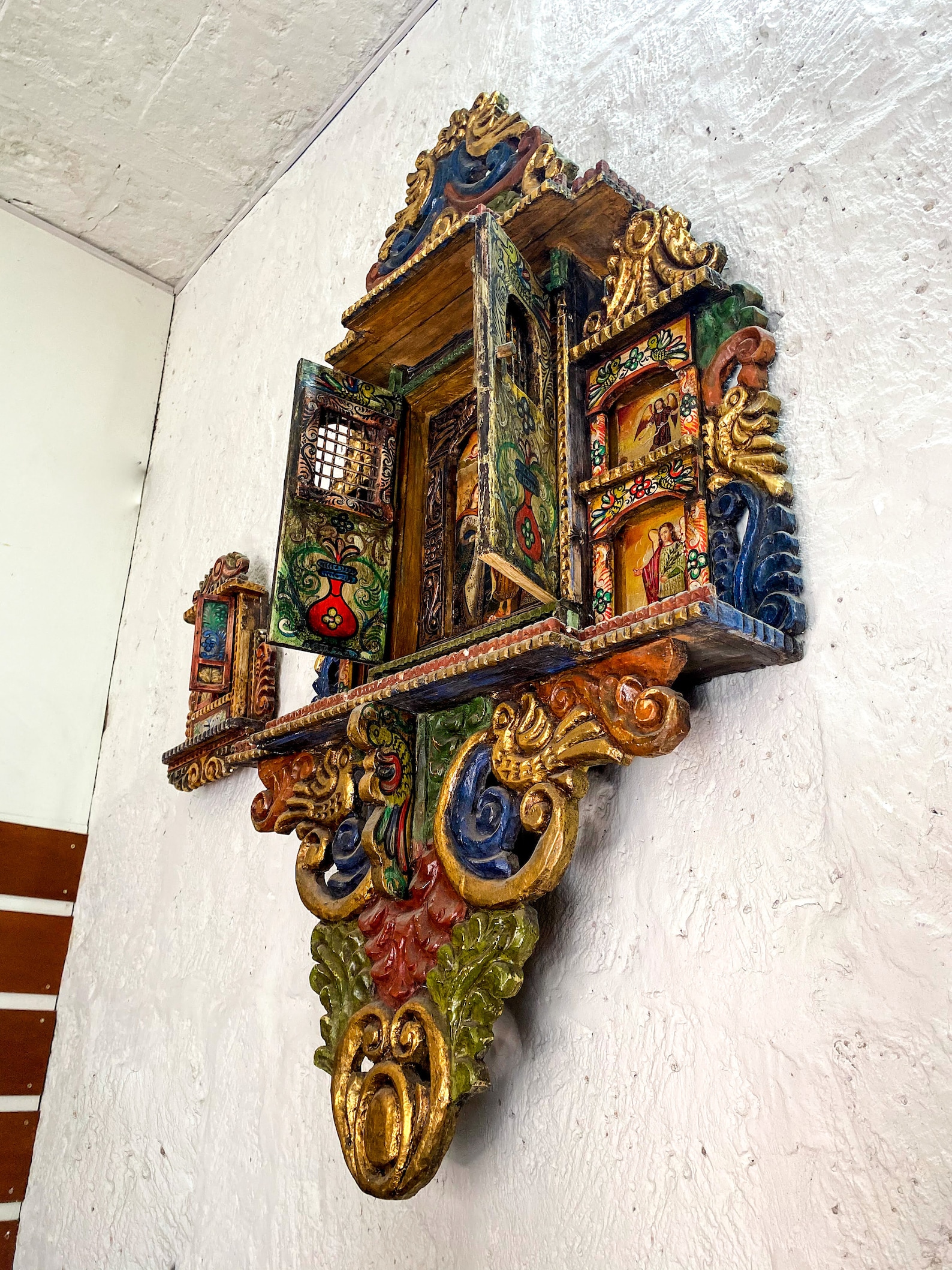 Hermoso retablo colonial tallado en madera de cedro Hecho a - Etsy España