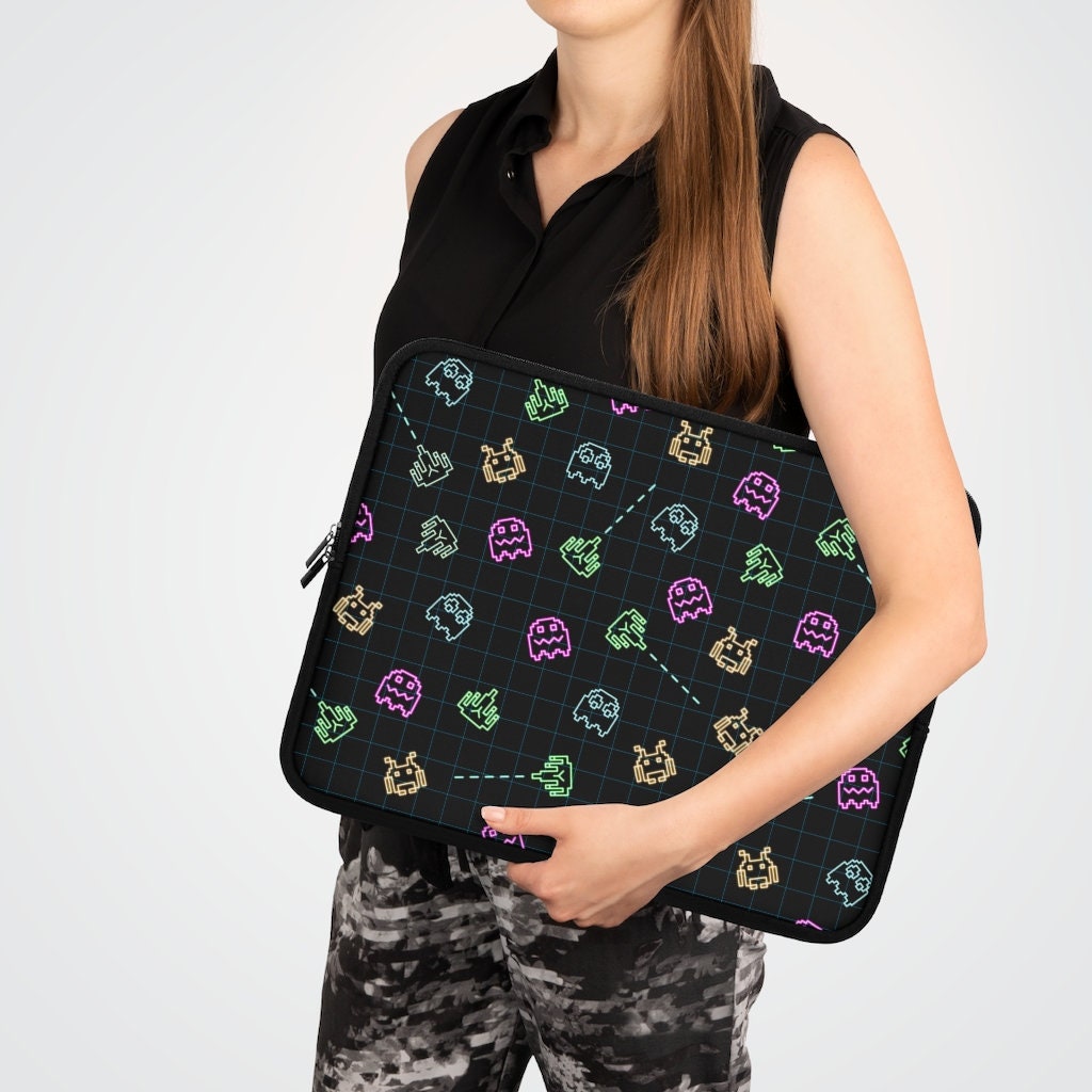 Alien Laptop Case Video Game Space Laptop Sleeve Cute - Etsy