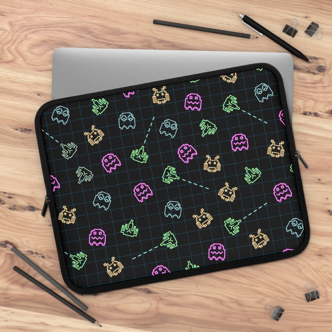 Alien Laptop Case Video Game Space Laptop Sleeve Cute - Etsy