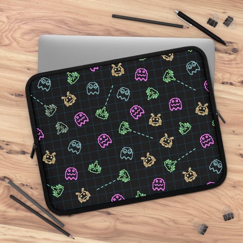 Alien Laptop Case Video Game Space Laptop Sleeve Cute - Etsy