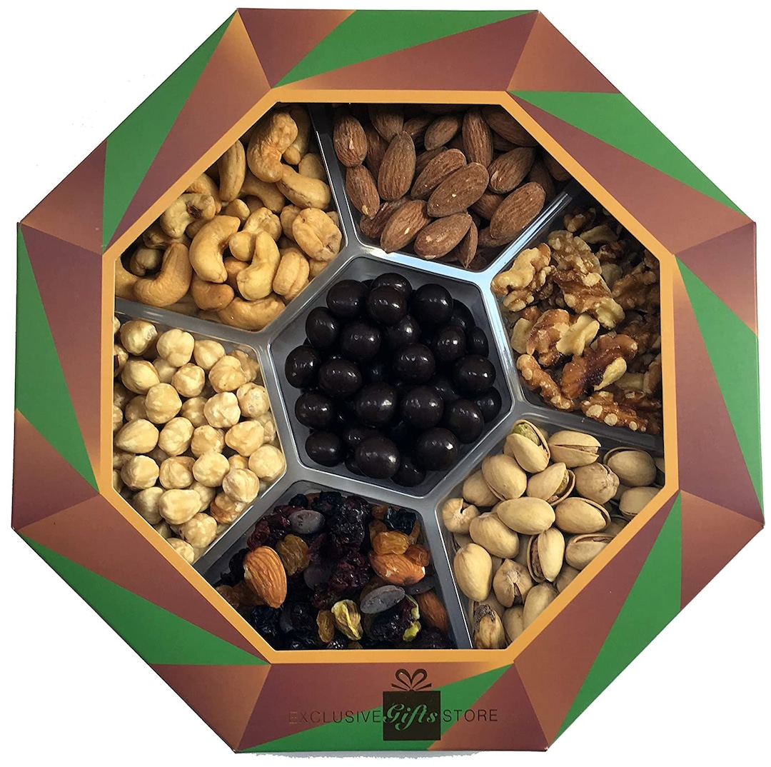 Gourmet Nuts Gift Basket | Healthy Snacks | Great New Year/ Corporate ...