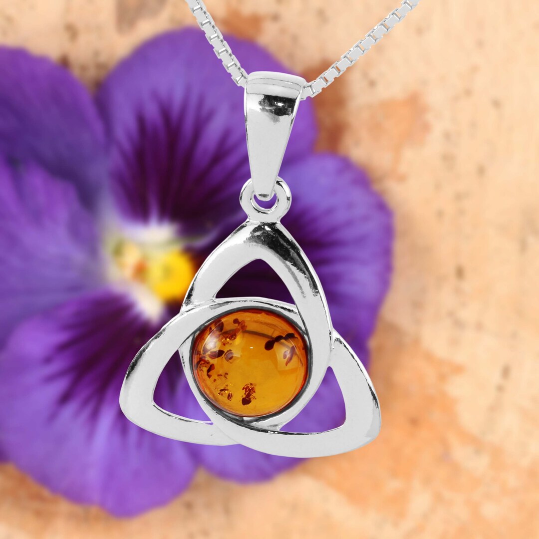 Colgante de trébol celta de ámbar Collar de ámbar báltico de miel genuina de plata de ley 925 ...